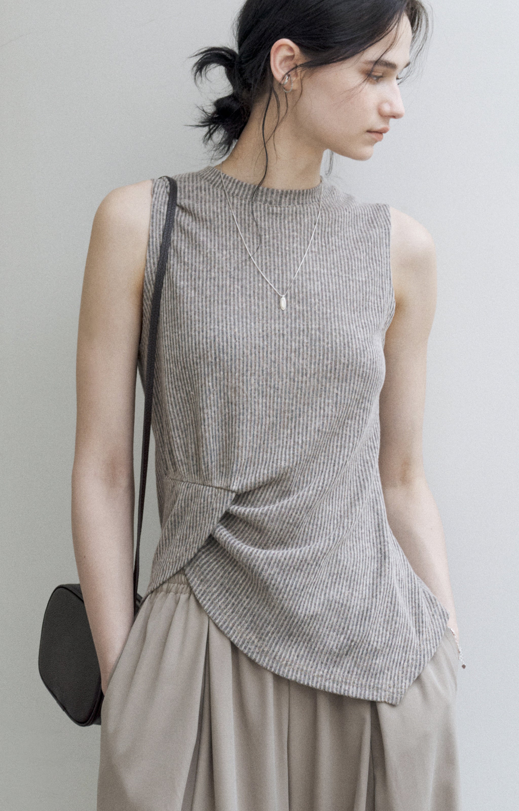 WAIST EDGE RIB TOP / ウエストエッジリブトップ